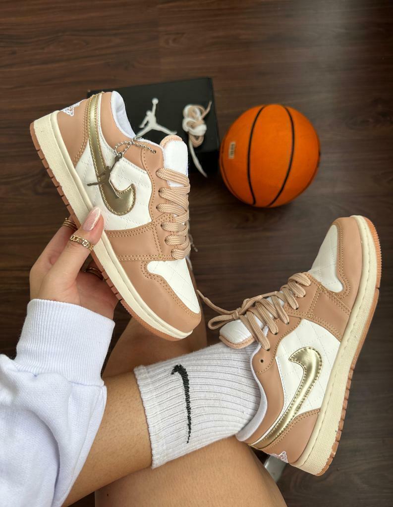 Tênis AirJordan Rosado Rose/Ouro: Elegância e Conforto