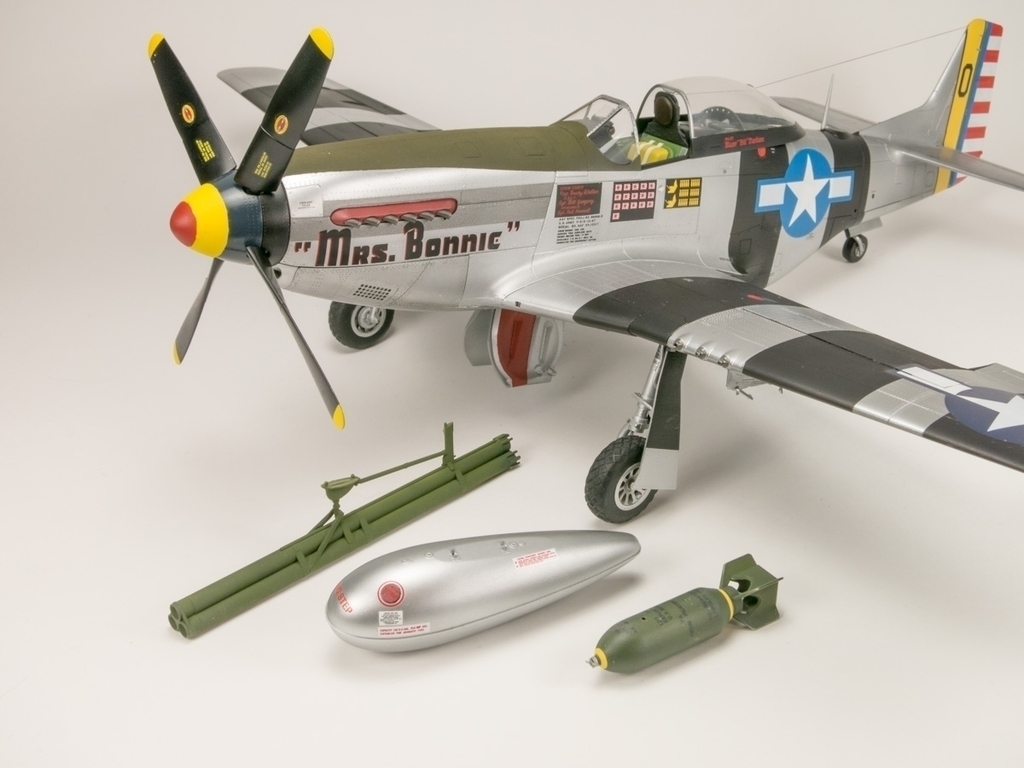 1/32 North American P-51D/K Mustang Pacific Theater