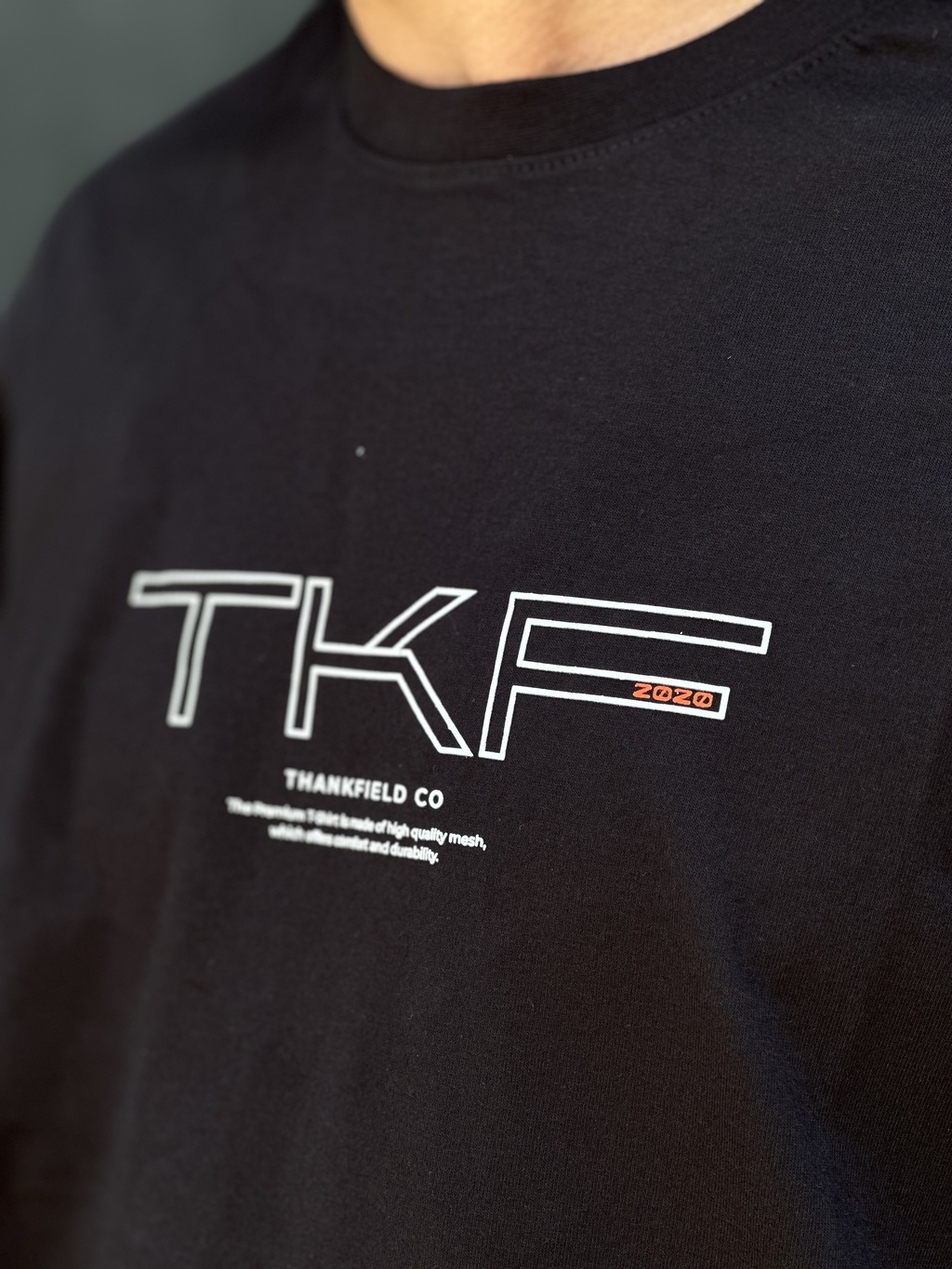 Camiseta Masculina Thankfield Preto Com Detalhes