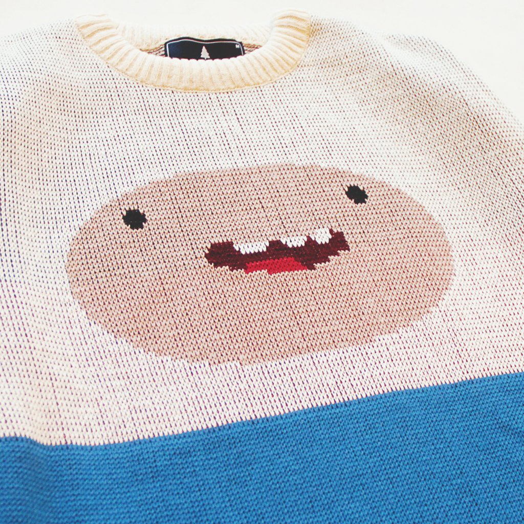 BMO Sweater - Comprar en This Is Feliz Navidad