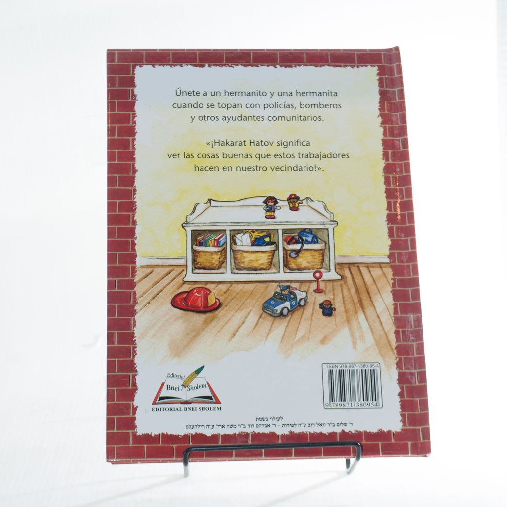 Ayudantes Comunitarios Leyendo