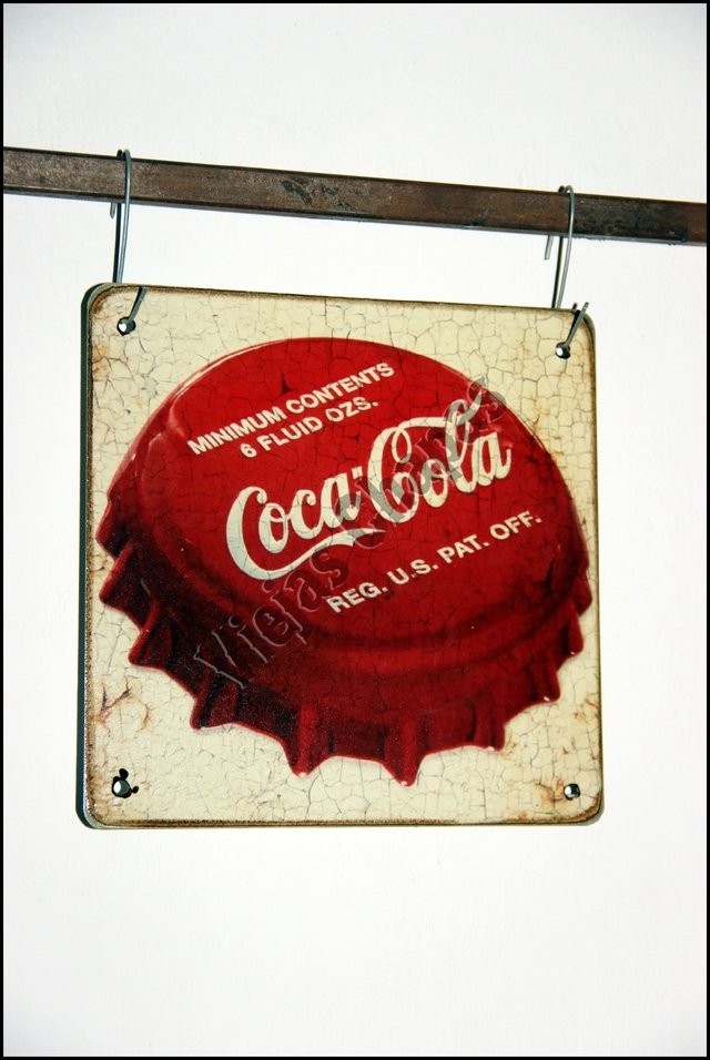 GC-005 coca cola tapita