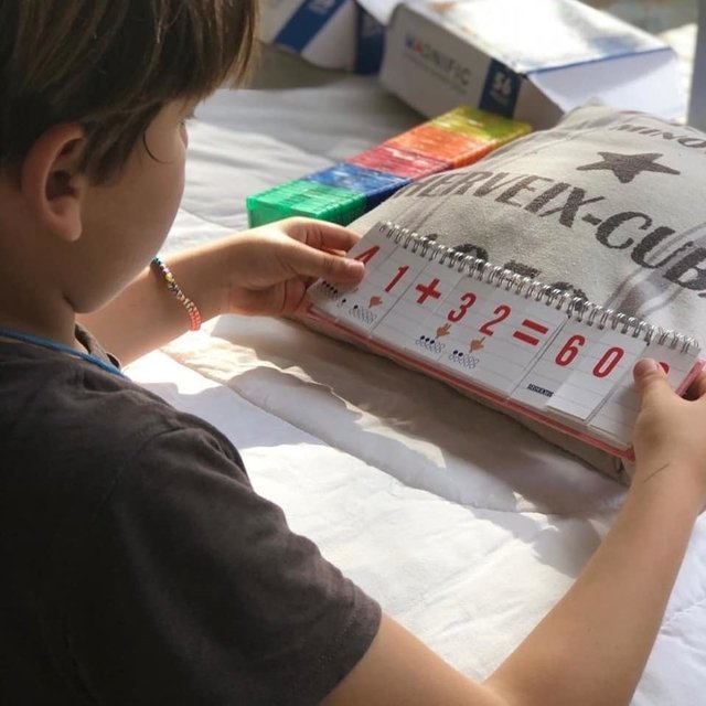 Mi libro de sumas y restas - Libro móvil