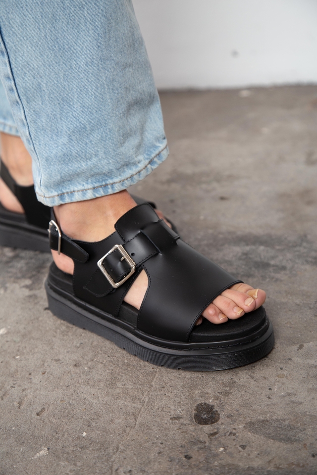 Simona Shoes