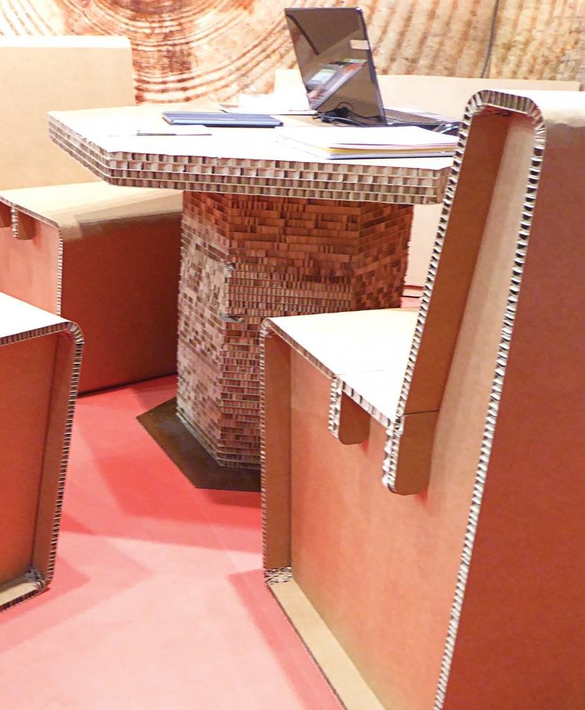 Cartón nido de abeja (0,70 x 1 mts.) - Comprar en GAMI