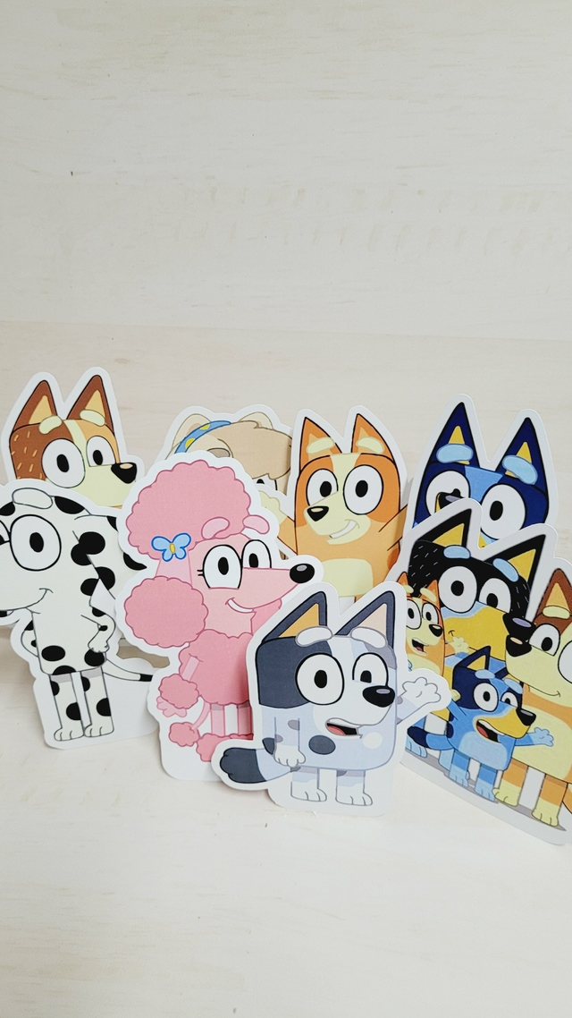 en stock pack 8 figuras 14x20 proporcional perrita blue y flia