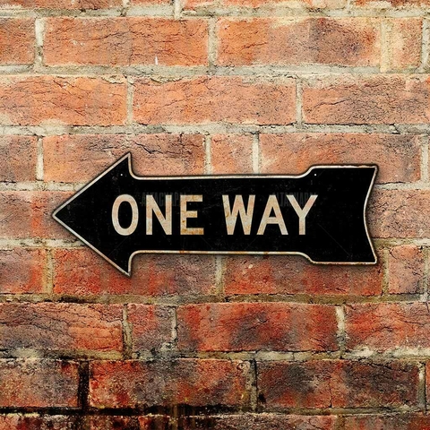 Chapa rústica Flecha One Way - AltaChapa! Deco