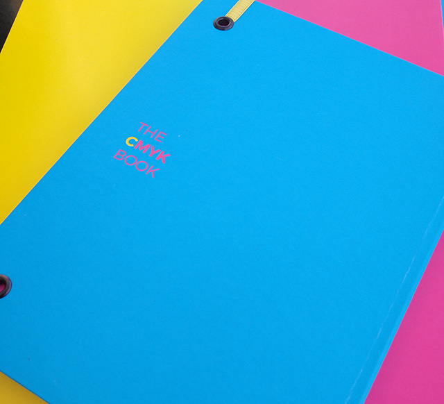 CMYK BOOK - CYAN COSIDO - Tienda Efecto Berenjena