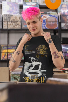 Remera QUEEN Wembley 35 años