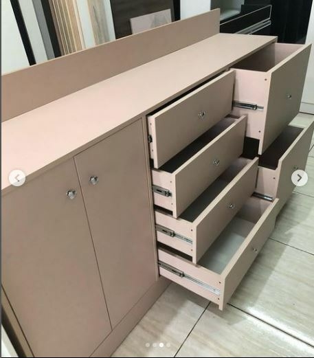 Balcão gabinete MDF sal rosa com porta e gaveta cód.any4