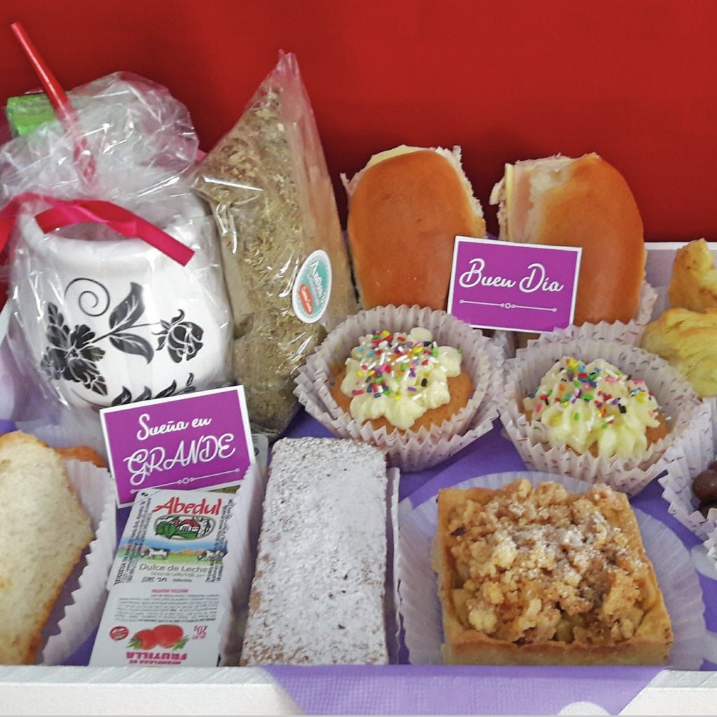 Desayuno Premium con Mate Cerámico