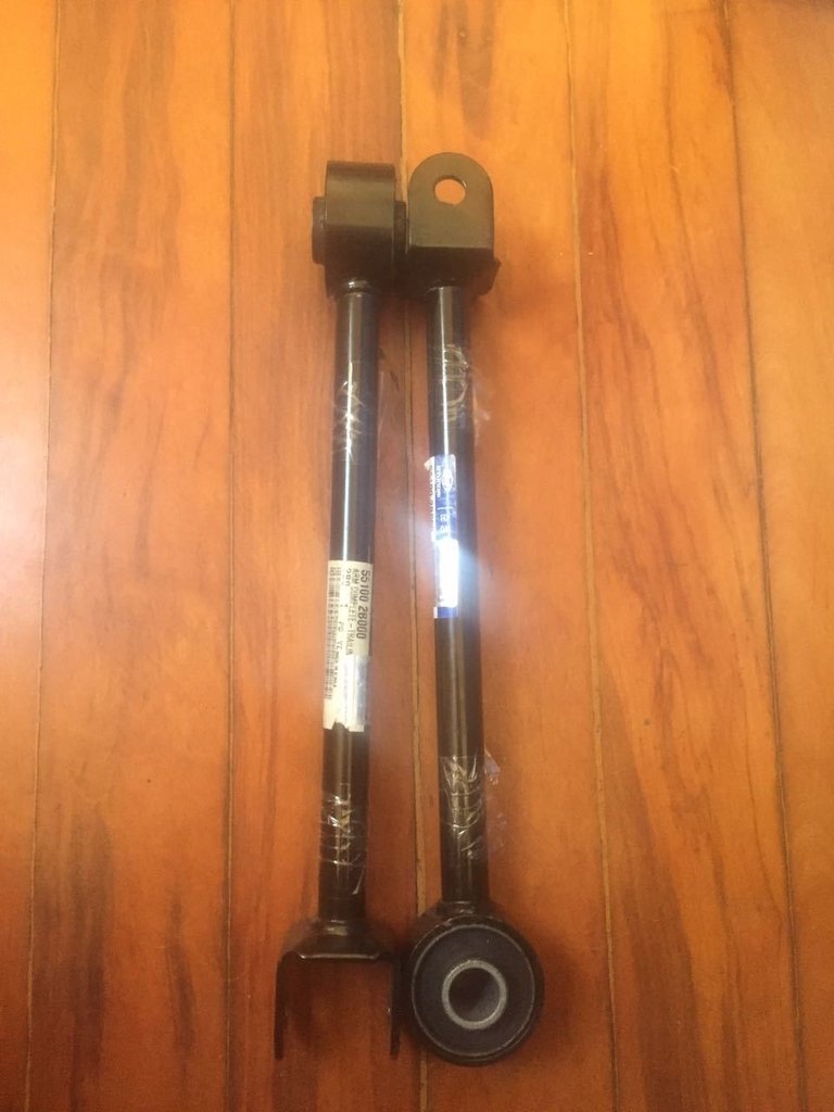 BRAÇO DA SUSPENSÃO TRASEIRA - KIA SORENTO - 55100 2B000