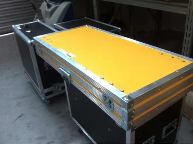 Mesa Bancada Case C/ Pés Dobraveis MLZF