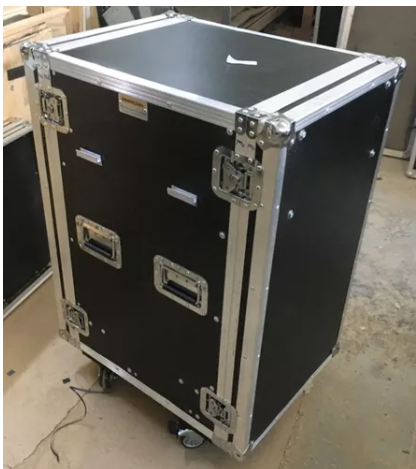 Case Rack 20u + Gaveta 20cm Com Bancadas Laterais MLZF