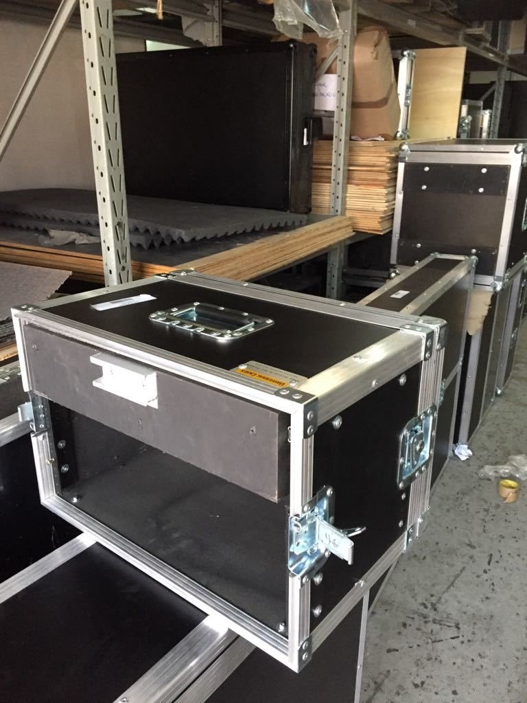 Case rack para XR18 + gaveta superior - Universalcases