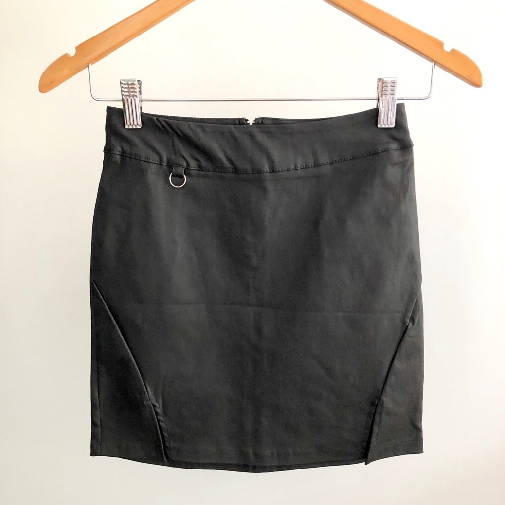 POLLERA PERLA ARGOLLA ENGOMADA NEGRA - Vikita Store