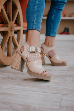 Alucinna Trendy Shoes