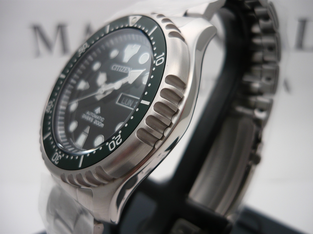 Citizen Promaster Diver Automatico Ny0084-89e Fotos Reales