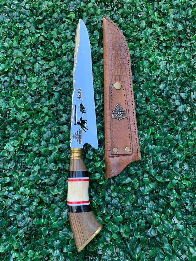 Faca Cabo em Madeira - Rincão Gaúcho Pilchas