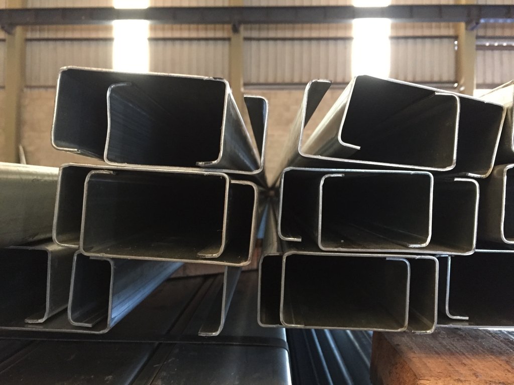 Perfil C Negro - Comprar en Hierros Líder