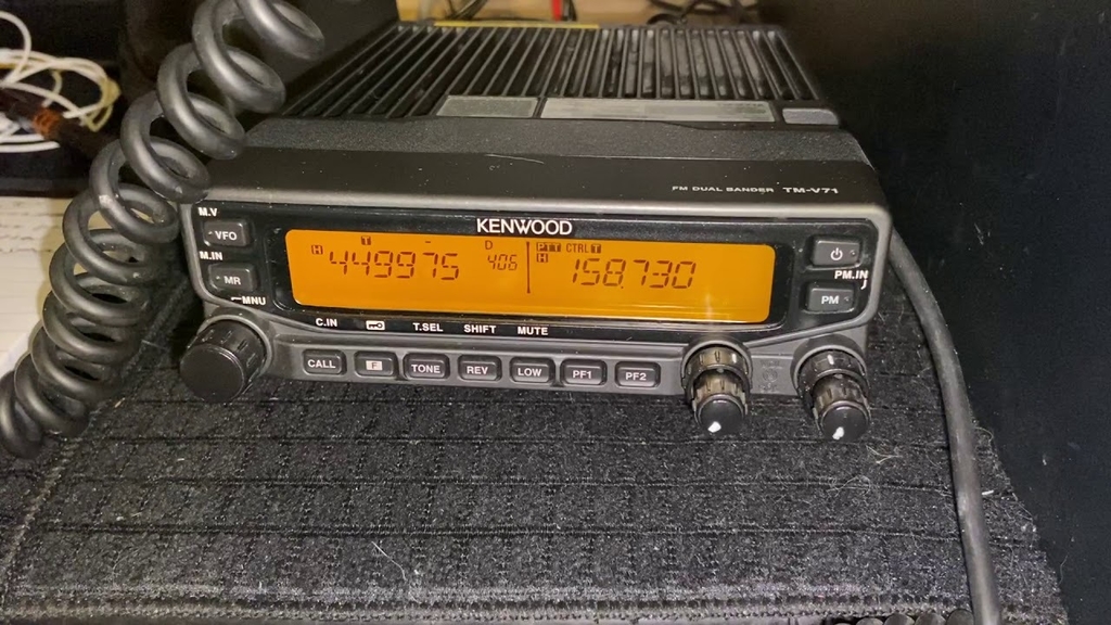 Kenwood Tm-v71a Vhf/uhf Analoga/digital 50w - MULEY S.A