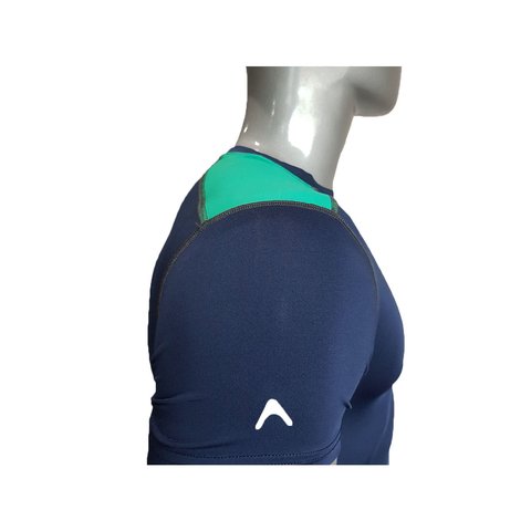 REMERA MANGA CORTA DE COMPRESION - 0069