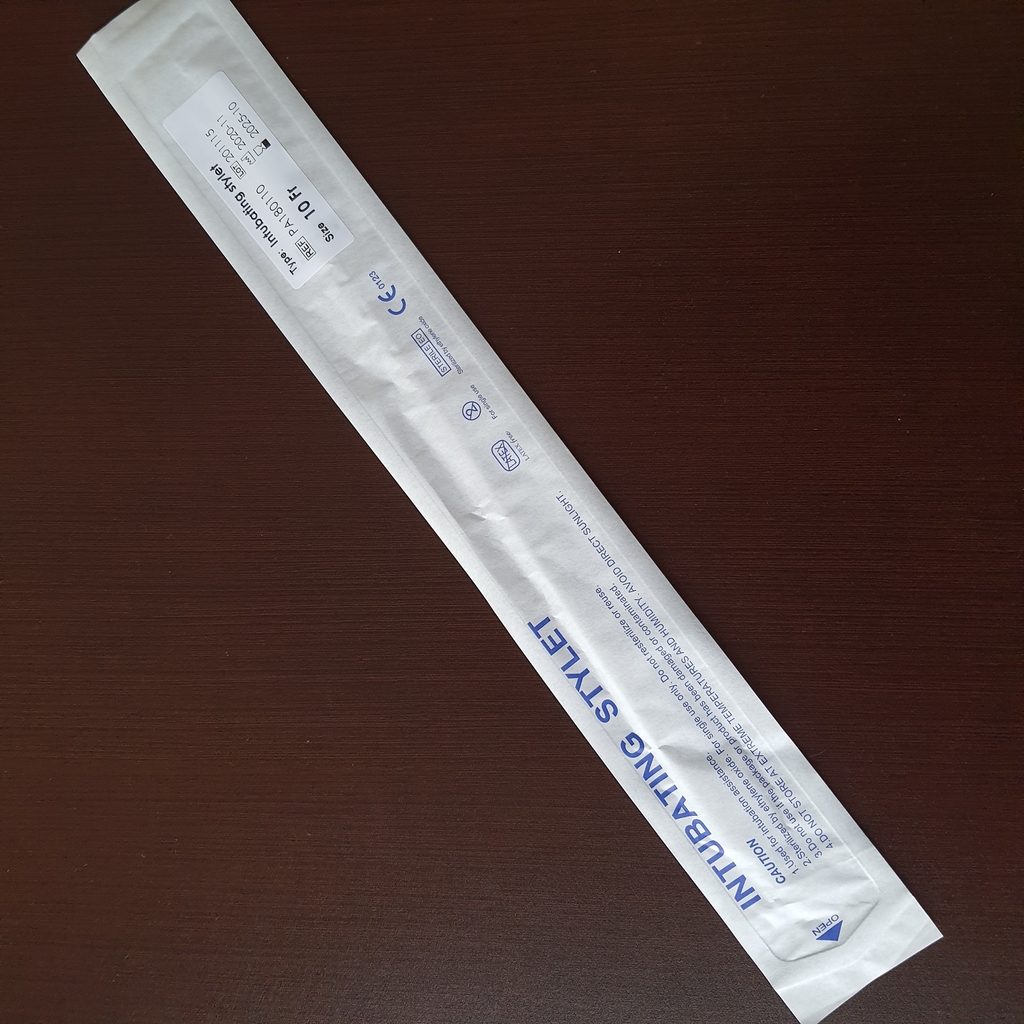 Guiador para intubación 10 Fr / Intubating stylet de 10 Fr