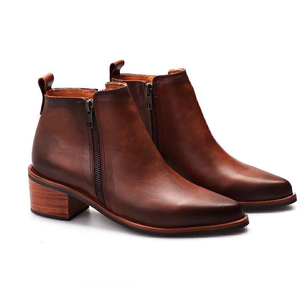 Te invitamos a conocer nuestra colección de botas de cuero.
