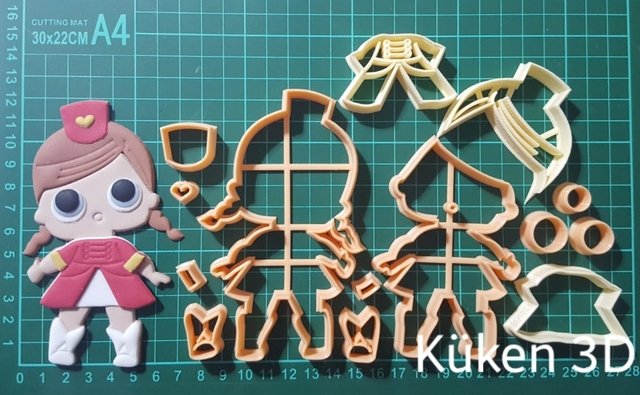 Cortante Lol majorette 12cm Surprise Entera Muñeca Collage