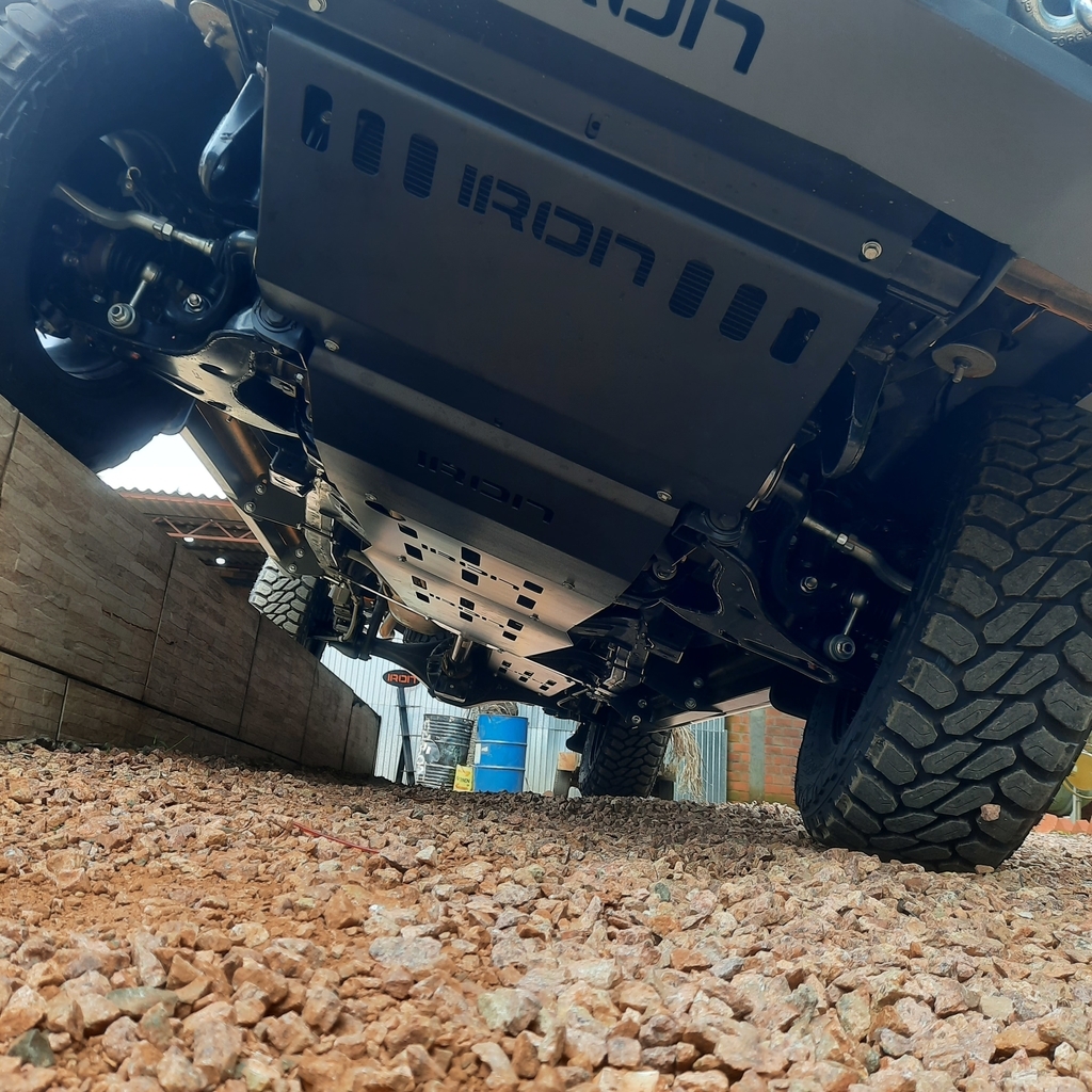 PEITO DE AÇO + PROTEÇÃO CÁRTER L200 TRITON / PAJERO DAKAR 2 PEÇAS