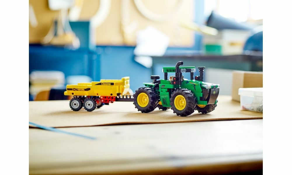 LEGO TECHNIC - Trator John Deere +300pcs 9620R 4WD | STEM