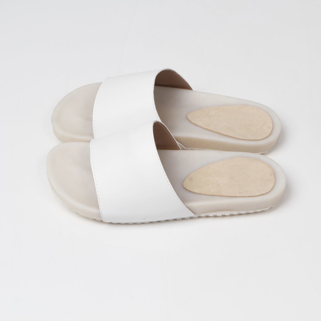 Birken Slide - Branca - Comprar em Heleve