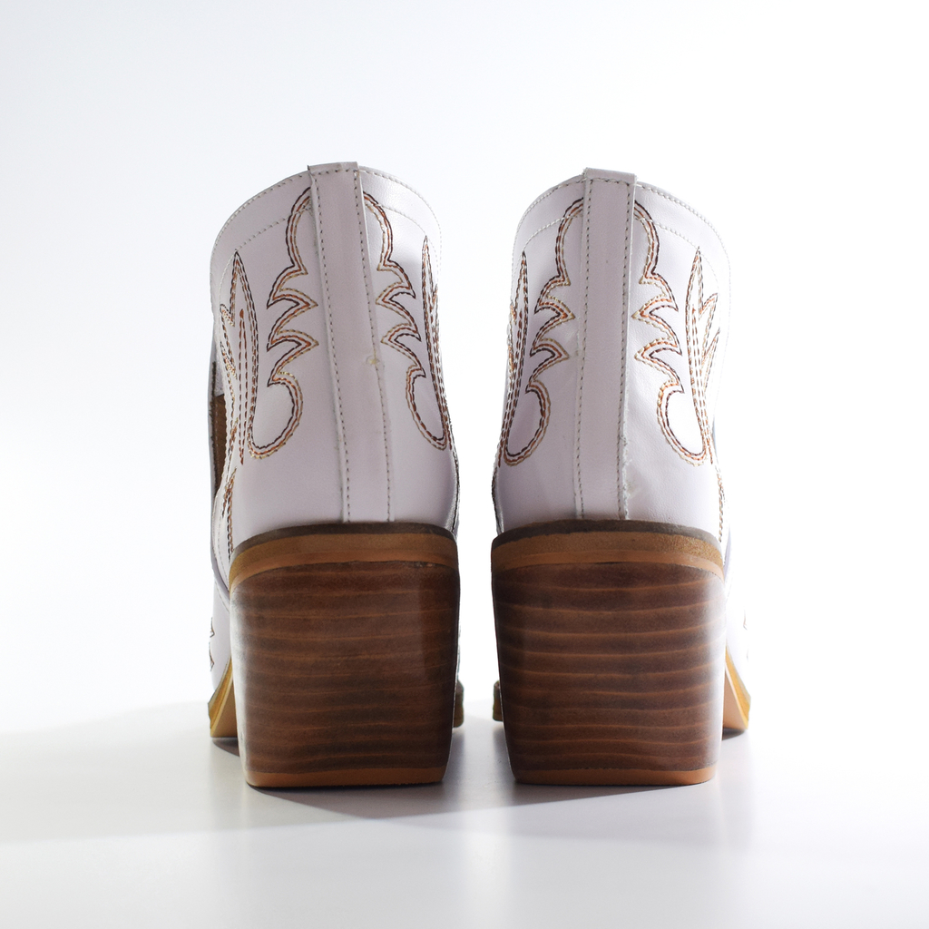 Charros Botas Texanas Mujer Cortas Cuero Bordado Quica Alas