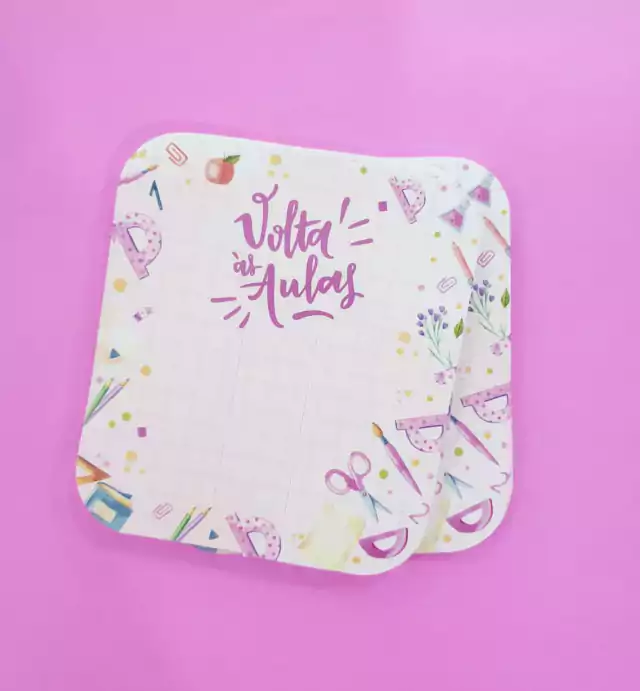 Tag Escolar Rosa Quadrada 9,9x8,7cm Papel 300g Laminado Frente (50un)