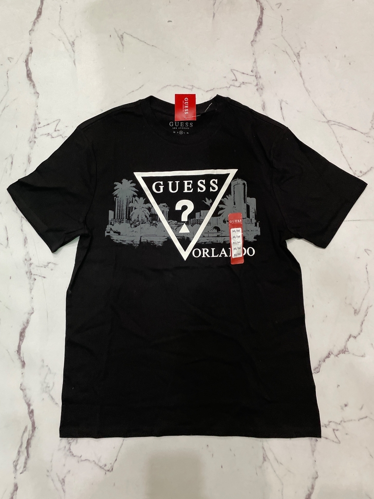 remera guess - Comprar en Malefic Sweet